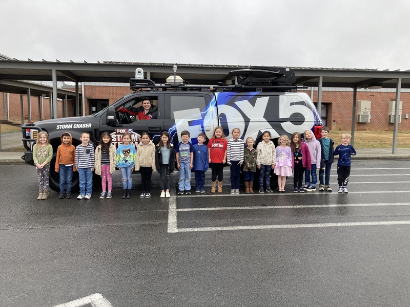 FOX 5 ATLANTA METEOROLOGIST RYAN BEESLEY VISITS TOLBERT ELEMENTARY ...